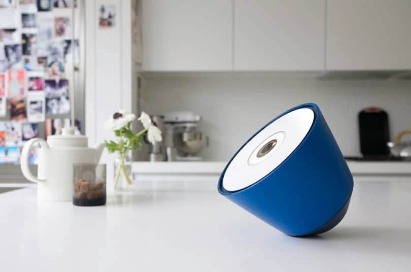 Olly - Le premier robot doté d'une personnalité by Emotech